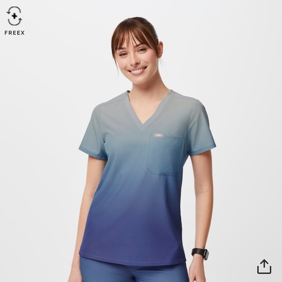 Figs | Pants & Jumpsuits | Figs Xs Freex Scrub Set In Ombr Ocean Mist ...